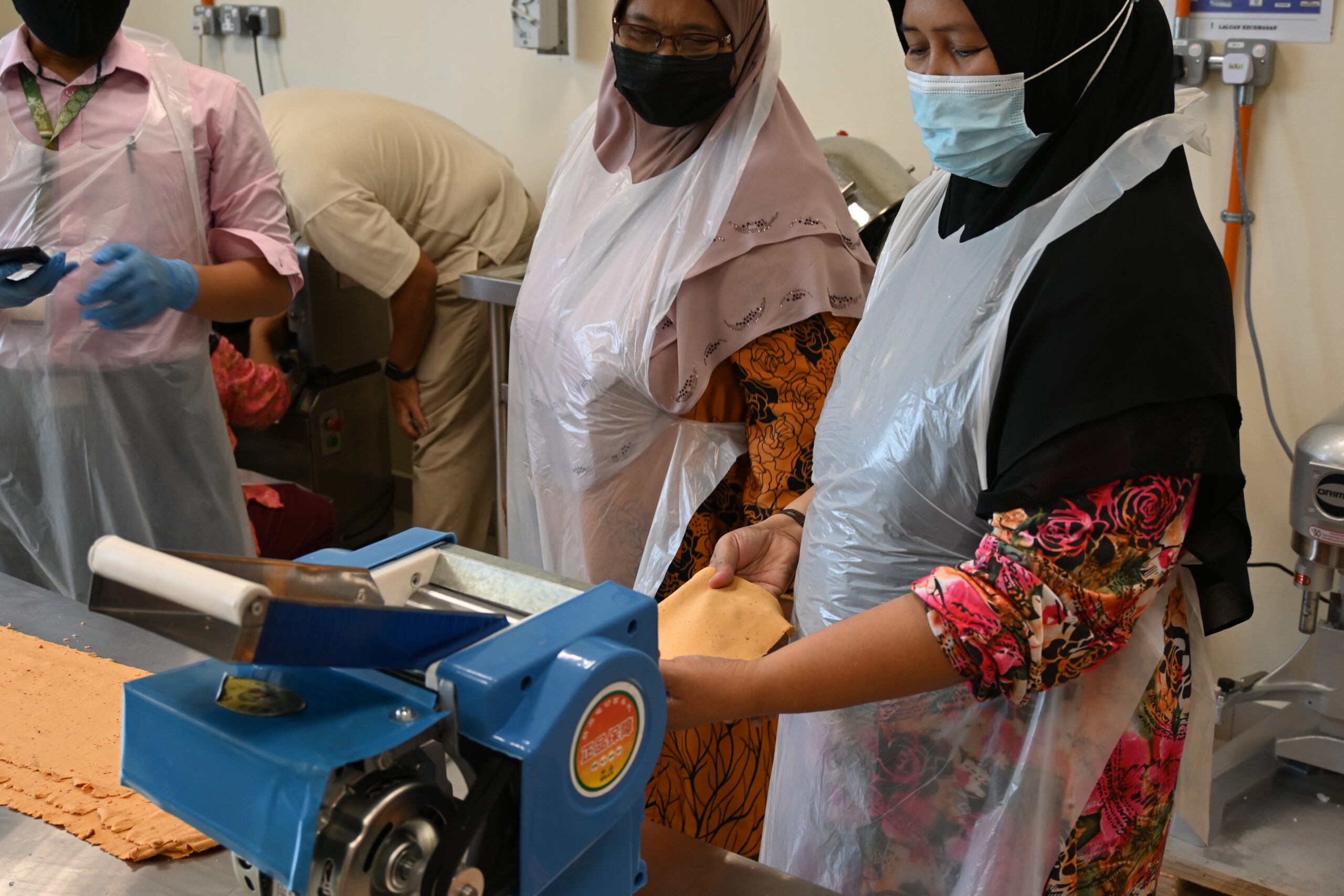 ACTIVITY HALAL INCUBATOR | UTM Pagoh Campus