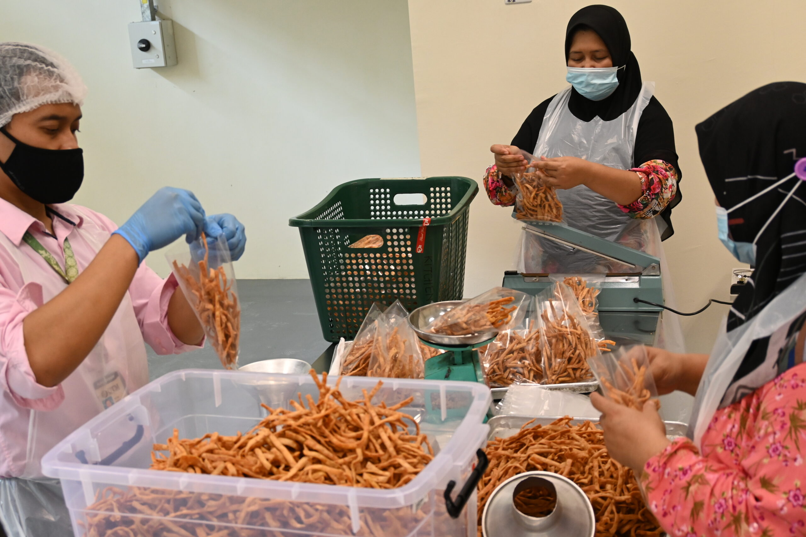 ACTIVITY HALAL INCUBATOR | UTM Pagoh Campus