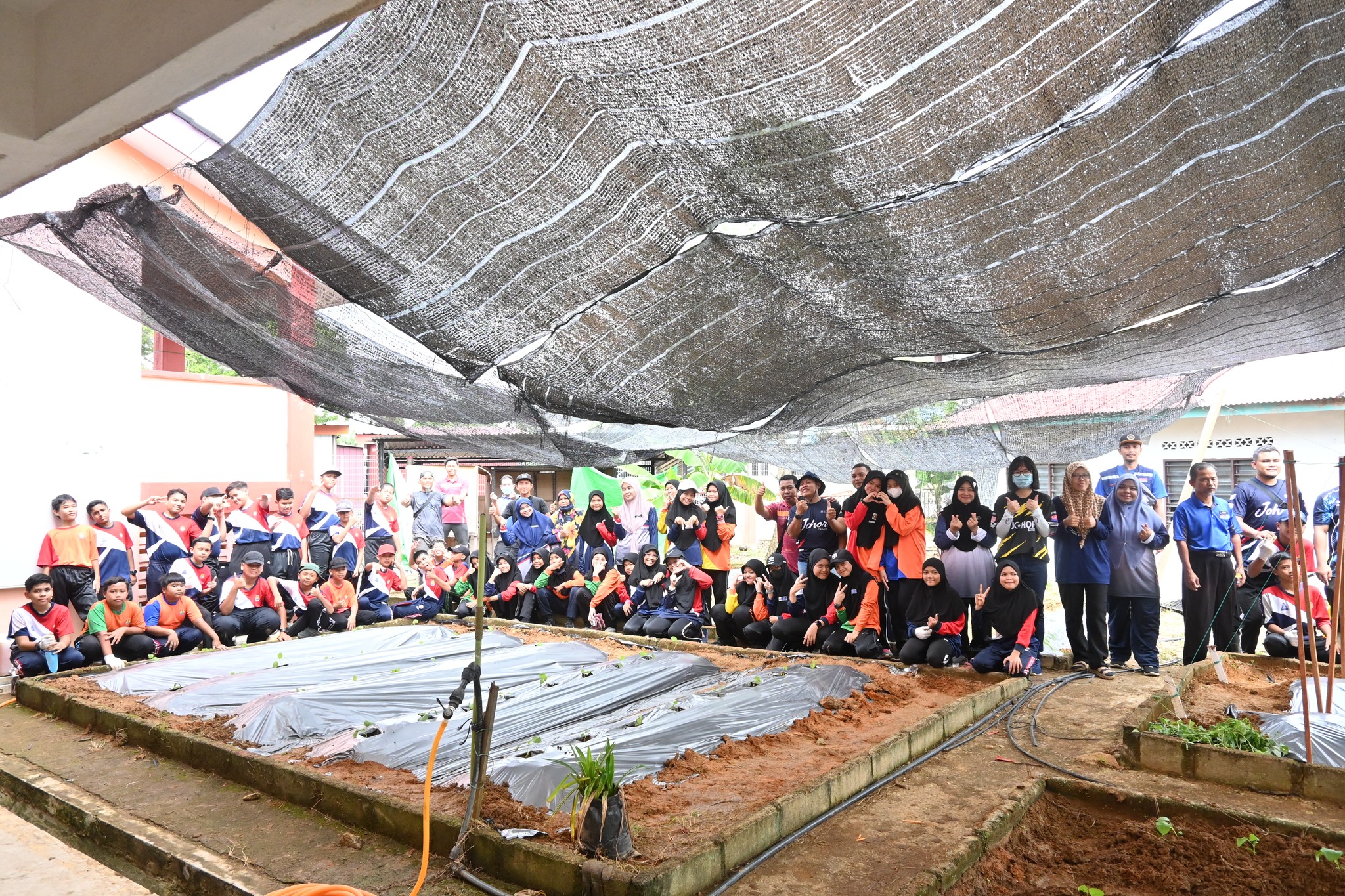 𝗣𝗥𝗢𝗚𝗥𝗔𝗠 𝗚𝗢𝗧𝗢𝗡𝗚-𝗥𝗢𝗬𝗢𝗡𝗚 𝗣𝗘𝗡𝗬𝗘𝗗𝗜𝗔𝗔𝗡 𝗧𝗔𝗣𝗔𝗞 𝗣𝗘𝗥𝗧𝗔𝗡𝗜𝗔𝗡 𝗞𝗢𝗟𝗔𝗕𝗢𝗥𝗔𝗧𝗜𝗙 𝗦𝗘𝗞𝗢𝗟𝗔𝗛 ...